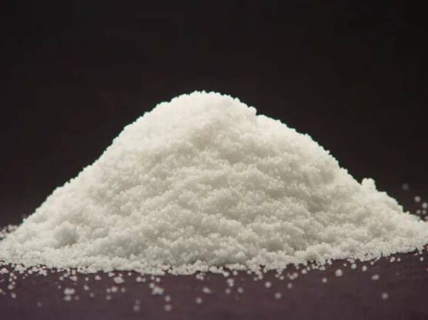 Pupuk Urea Adalah: Pengertian, Manfaat dan Jenisnya - Berkebun
